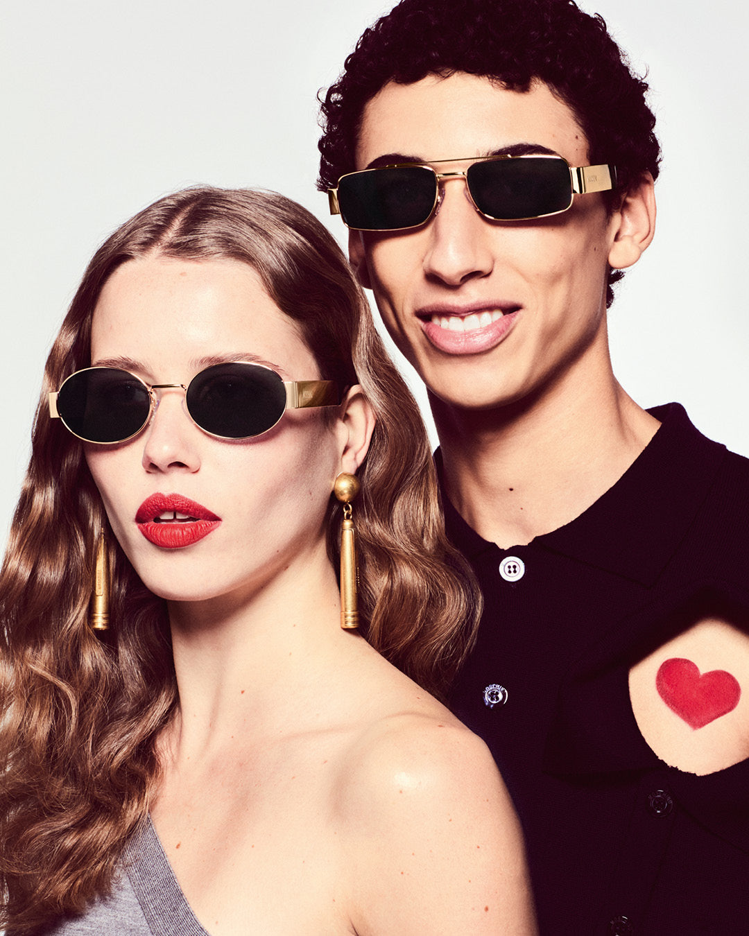 Moschino EN | Online Boutique: Luxury Clothing and Accessories